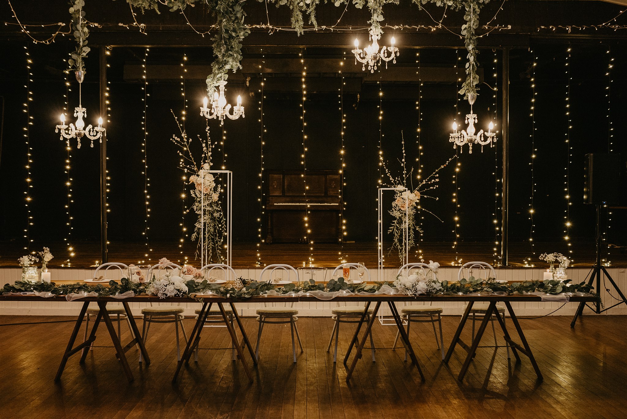 Fairy Light Back Drop – The Tipi Hire Co